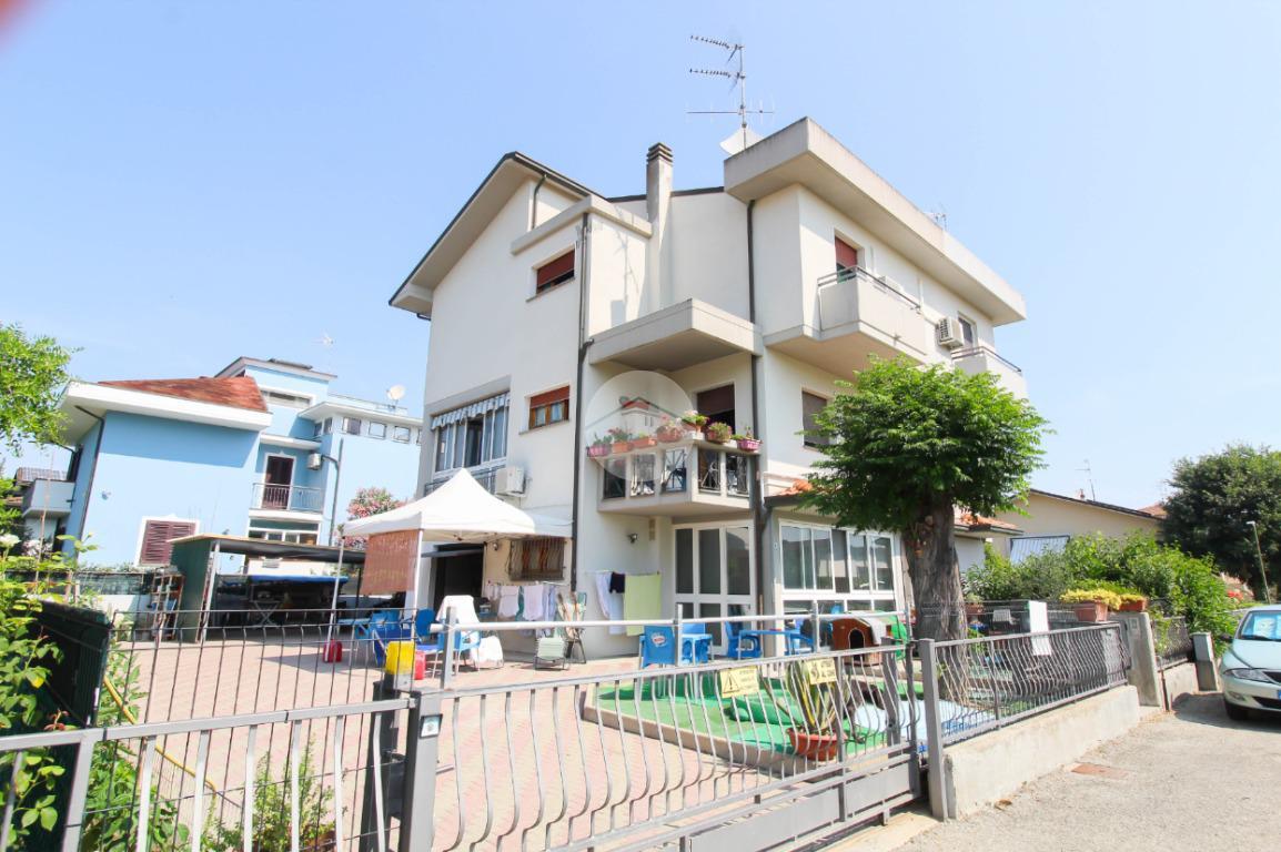 Villa in vendita a Cesenatico