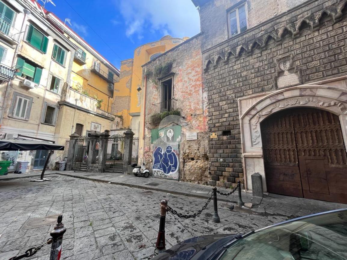 Magazzino in affitto a Napoli
