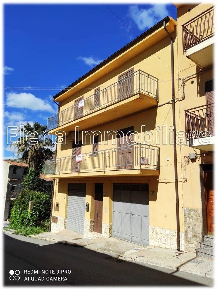 Casa indipendente in vendita a Scillato