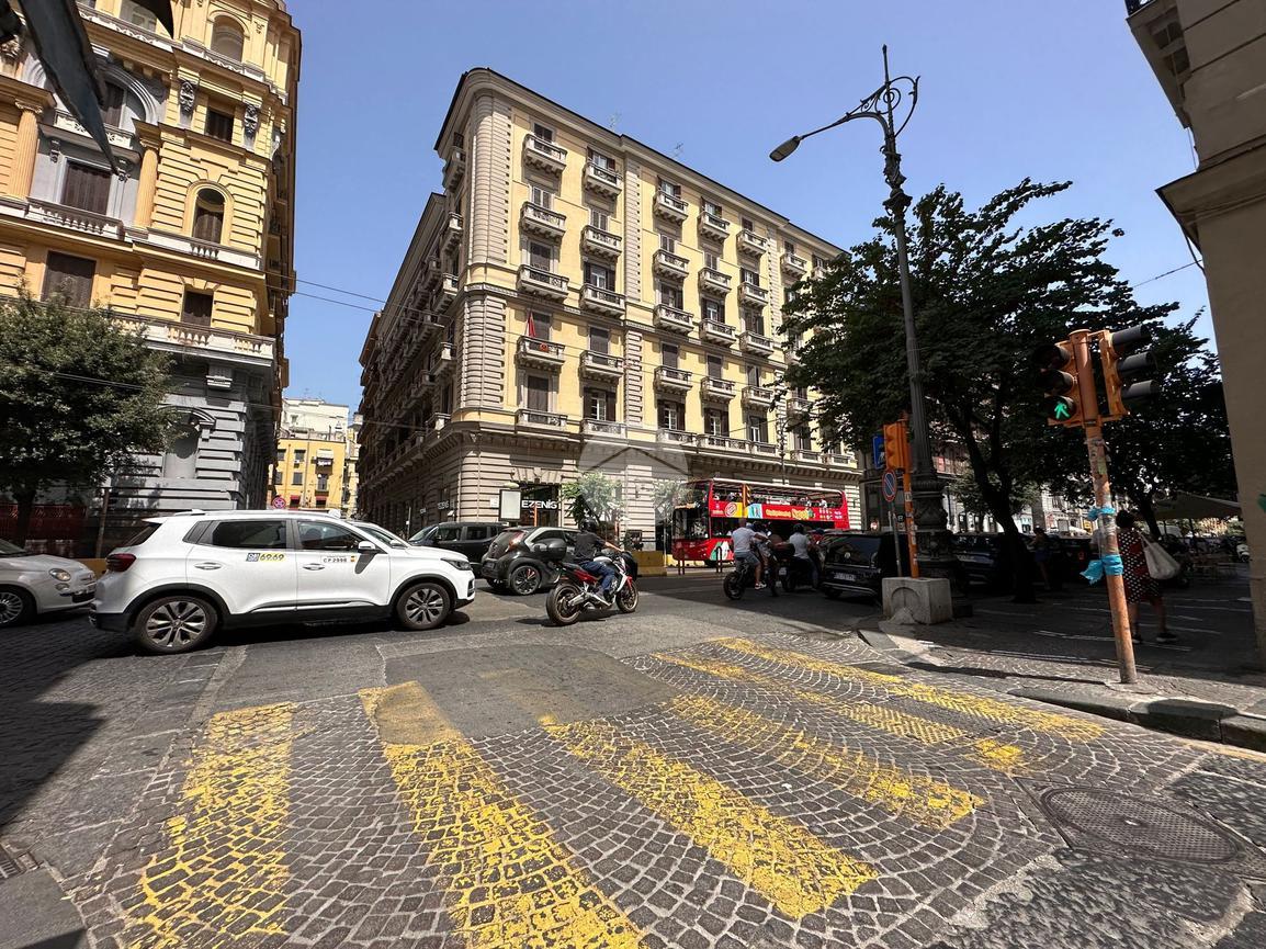Negozio in vendita a Napoli