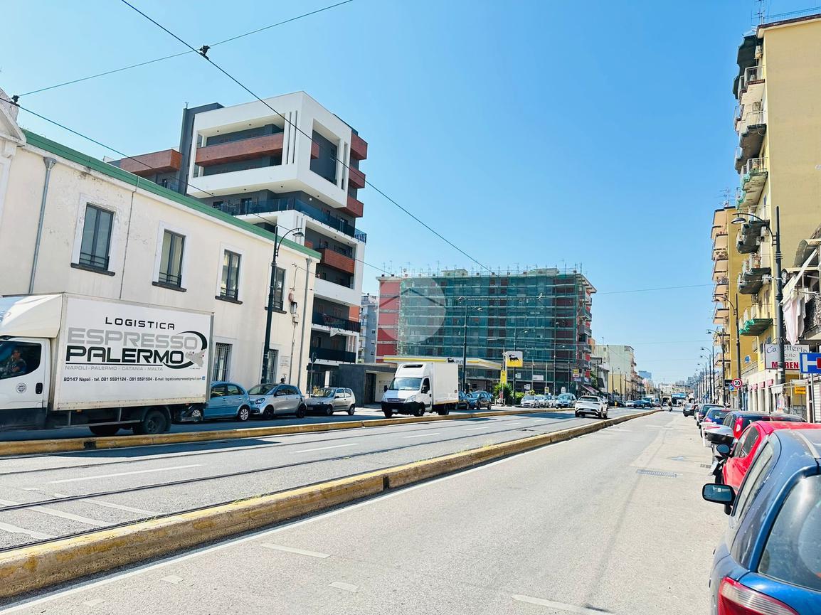 Negozio in vendita a Napoli