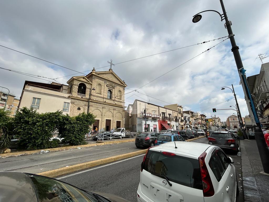 Capannone in vendita a Napoli