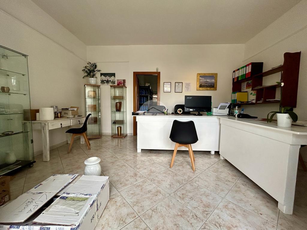 Negozio in vendita a Napoli