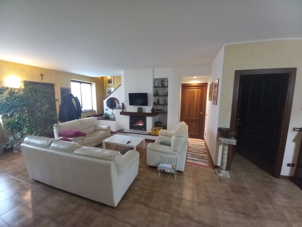 Villa in vendita a La Valletta Brianza