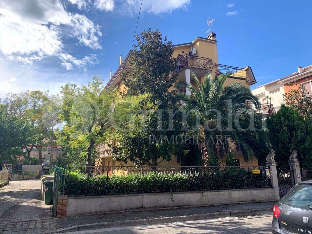 Appartamento in vendita a Jesi