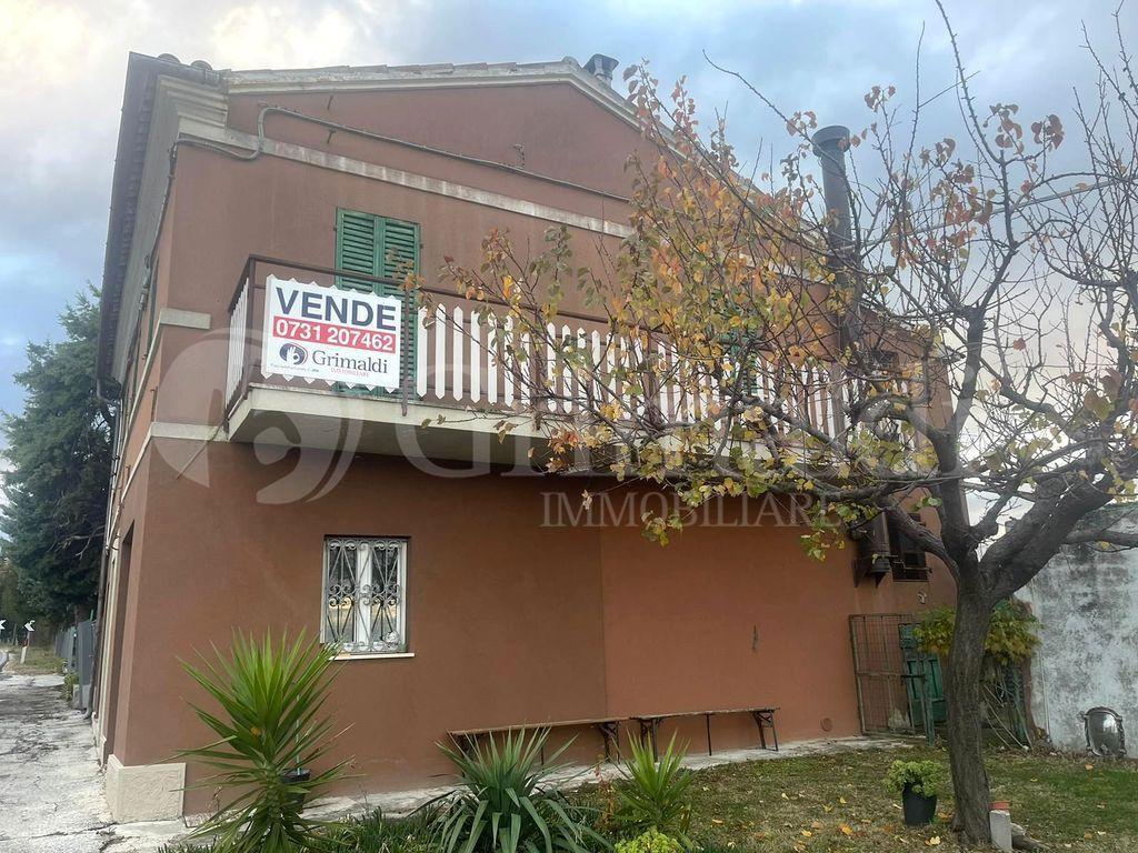 Appartamento in vendita a Monte Roberto