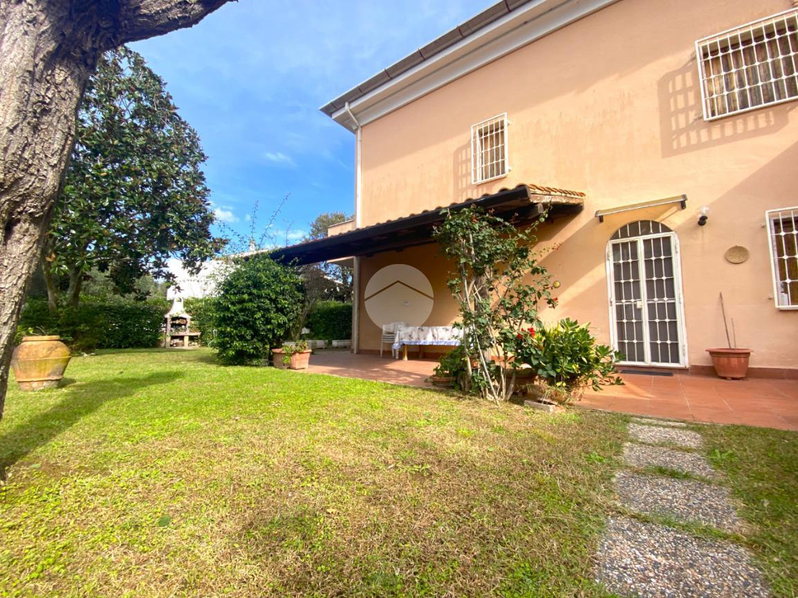 Villa a schiera in vendita a Sabaudia