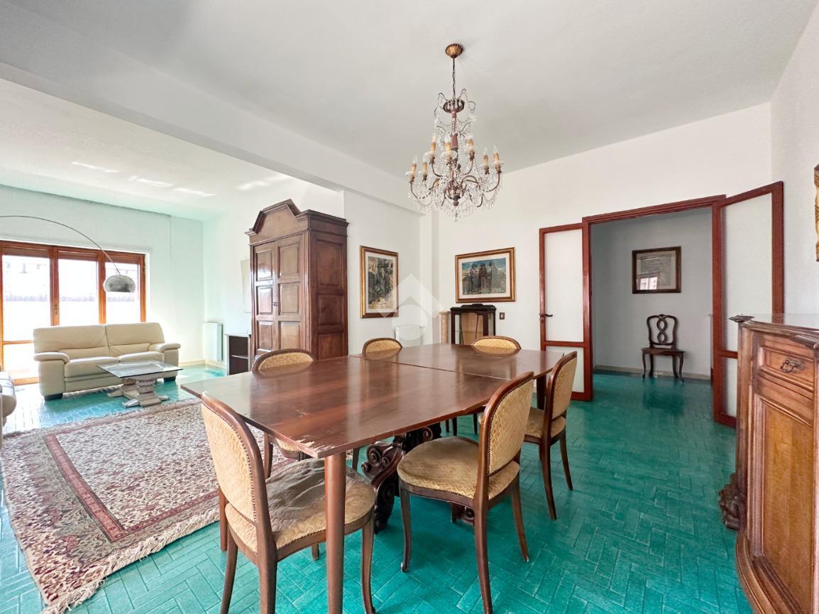 Appartamento in vendita a Carrara