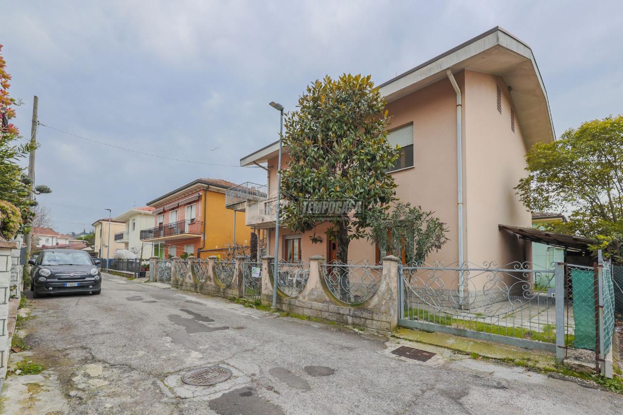 Appartamento in vendita a Riccione