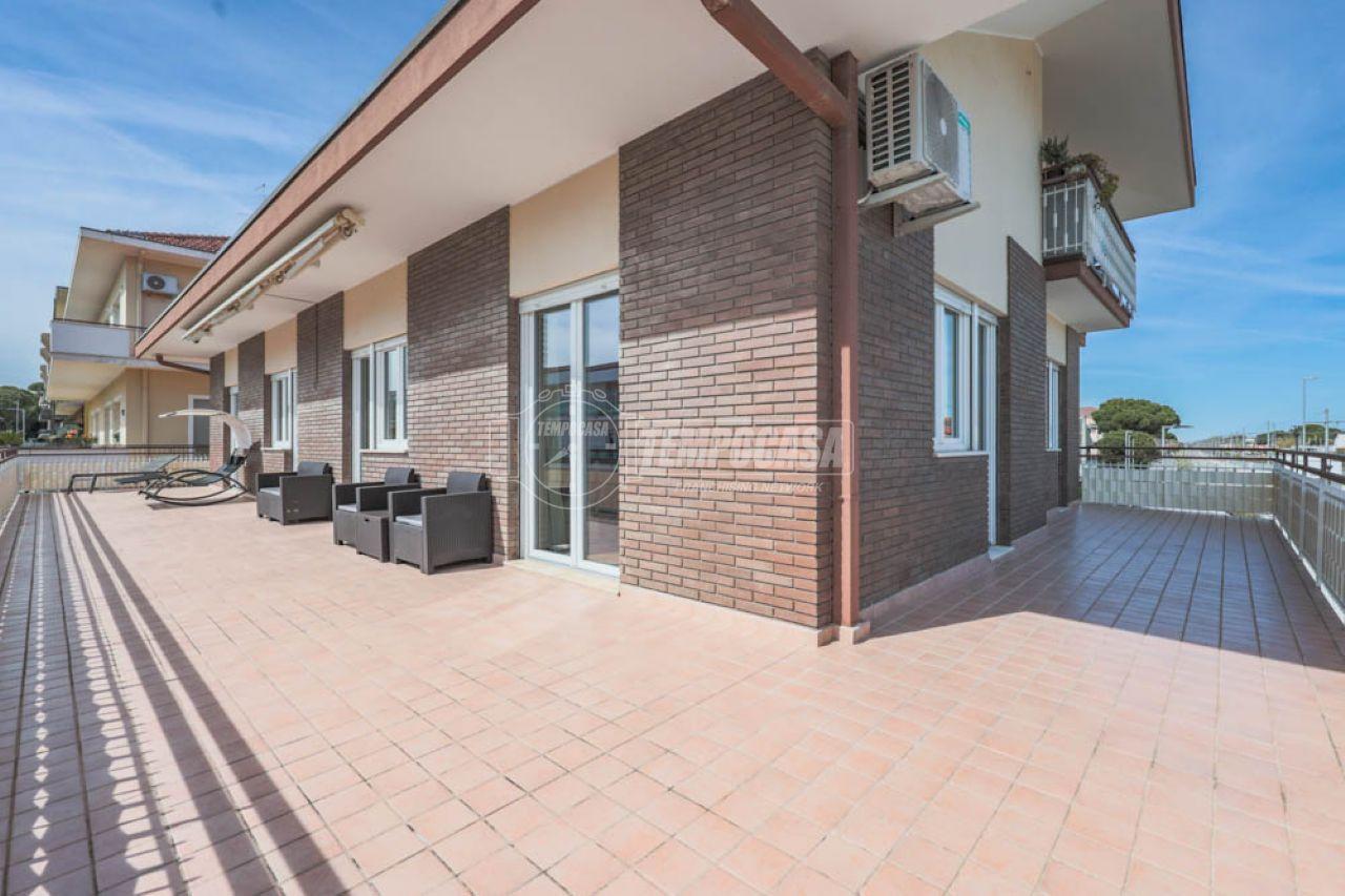 Appartamento in vendita a Riccione