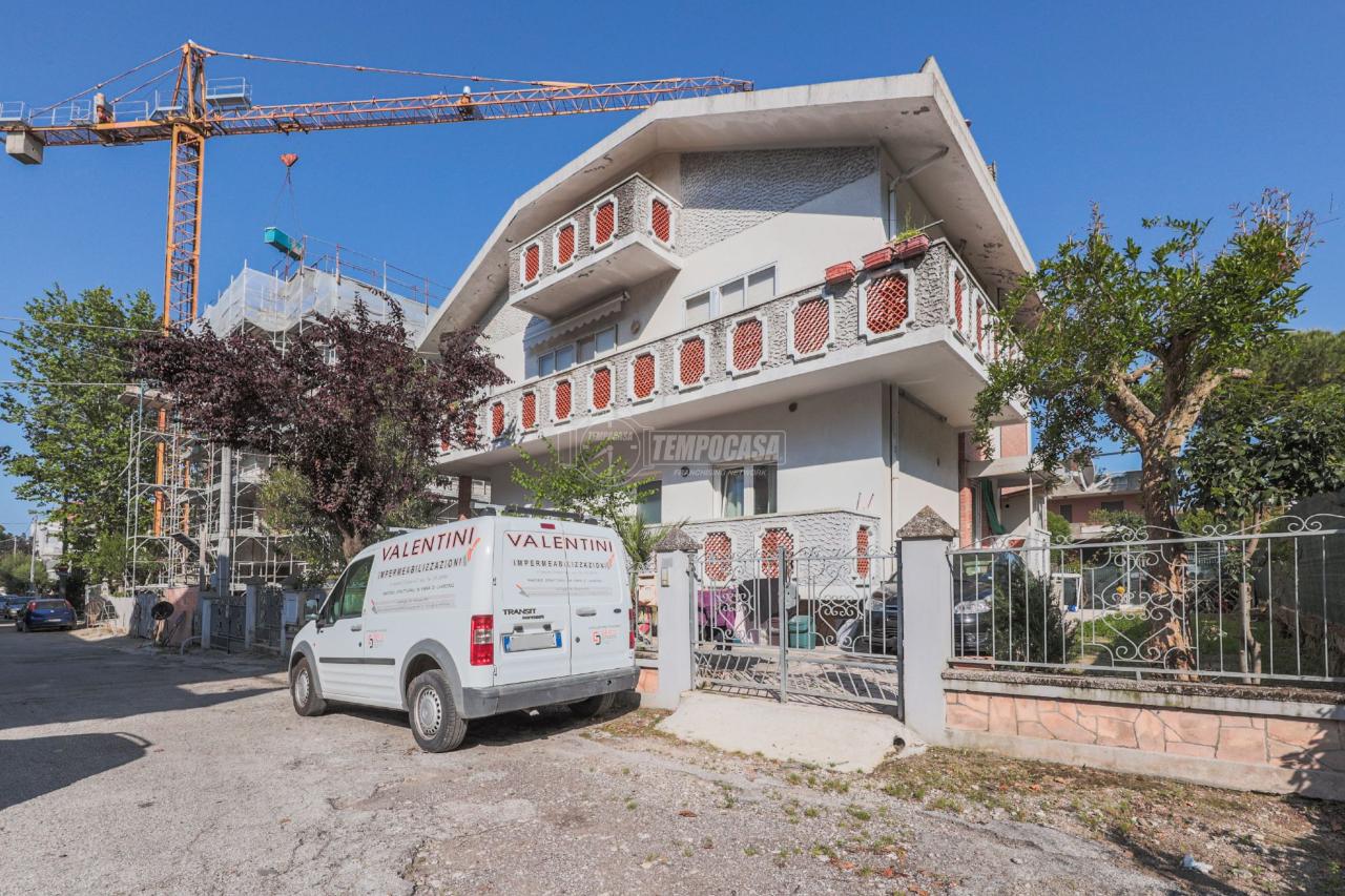 Appartamento in vendita a Riccione