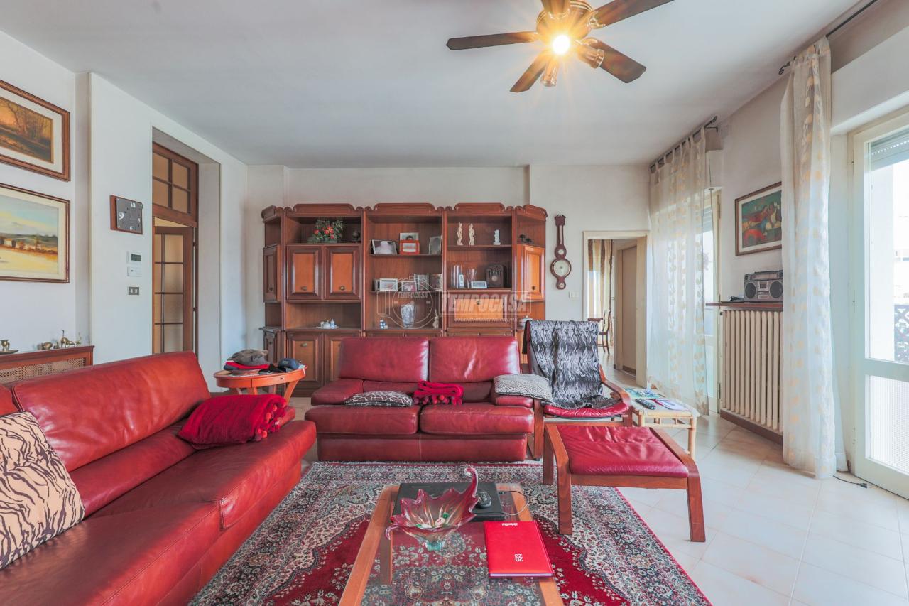 Appartamento in vendita a Riccione