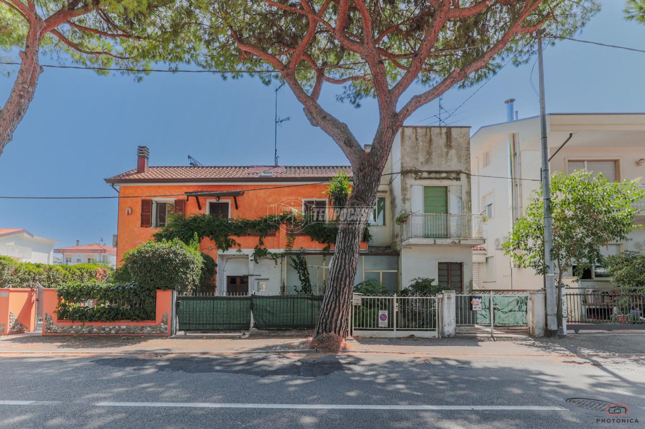 Appartamento in vendita a Riccione