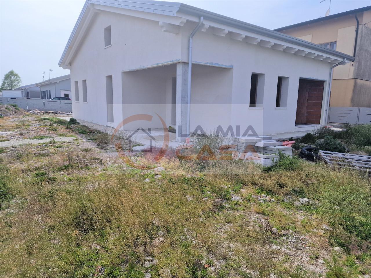 Casa indipendente in vendita a Campolongo Maggiore