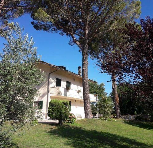 Villa unifamiliare in vendita a Massa Martana