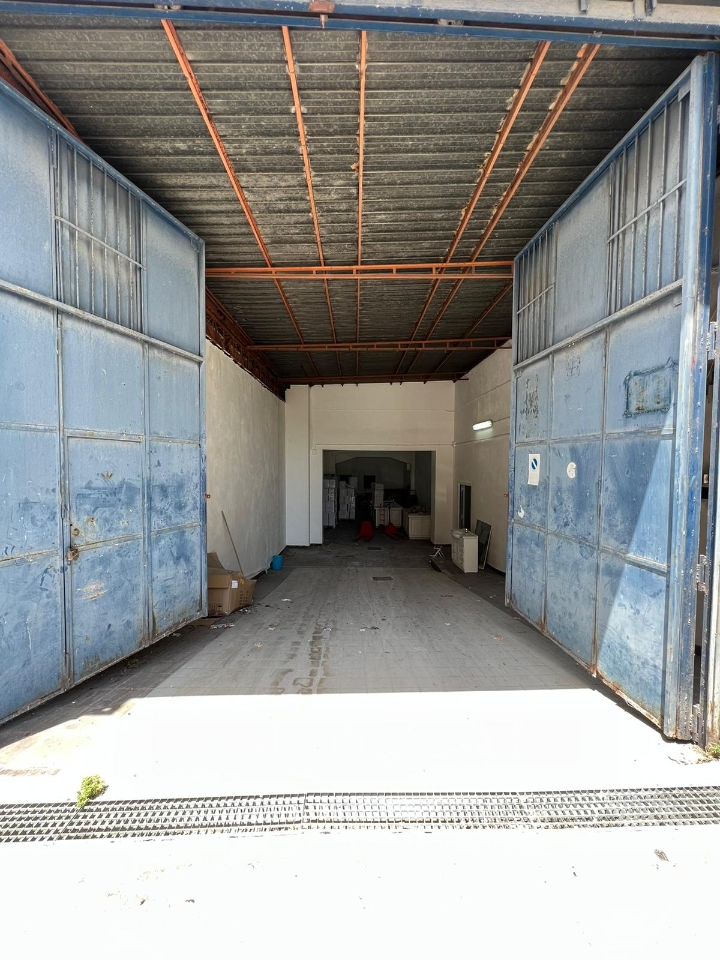 Capannone in vendita/affitto a Nola