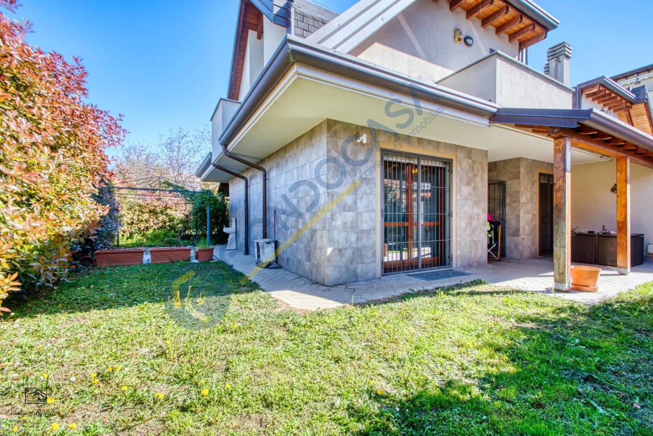 Casa indipendente in vendita a Limbiate