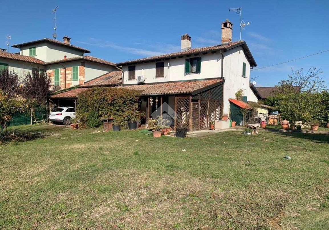 Casa indipendente in vendita a Tortona