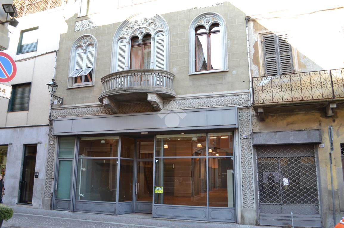 Negozio in vendita a Tortona