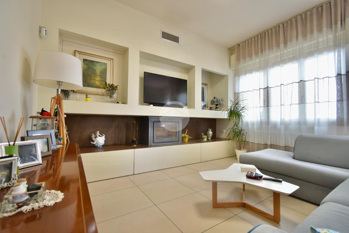 Casa indipendente in vendita a Santarcangelo Di Romagna