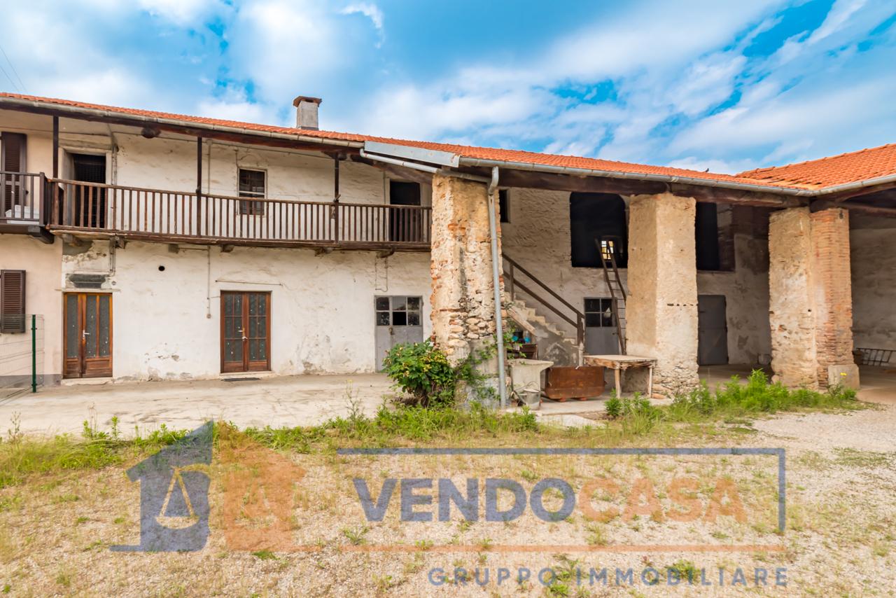 Rustico in vendita a Cuneo