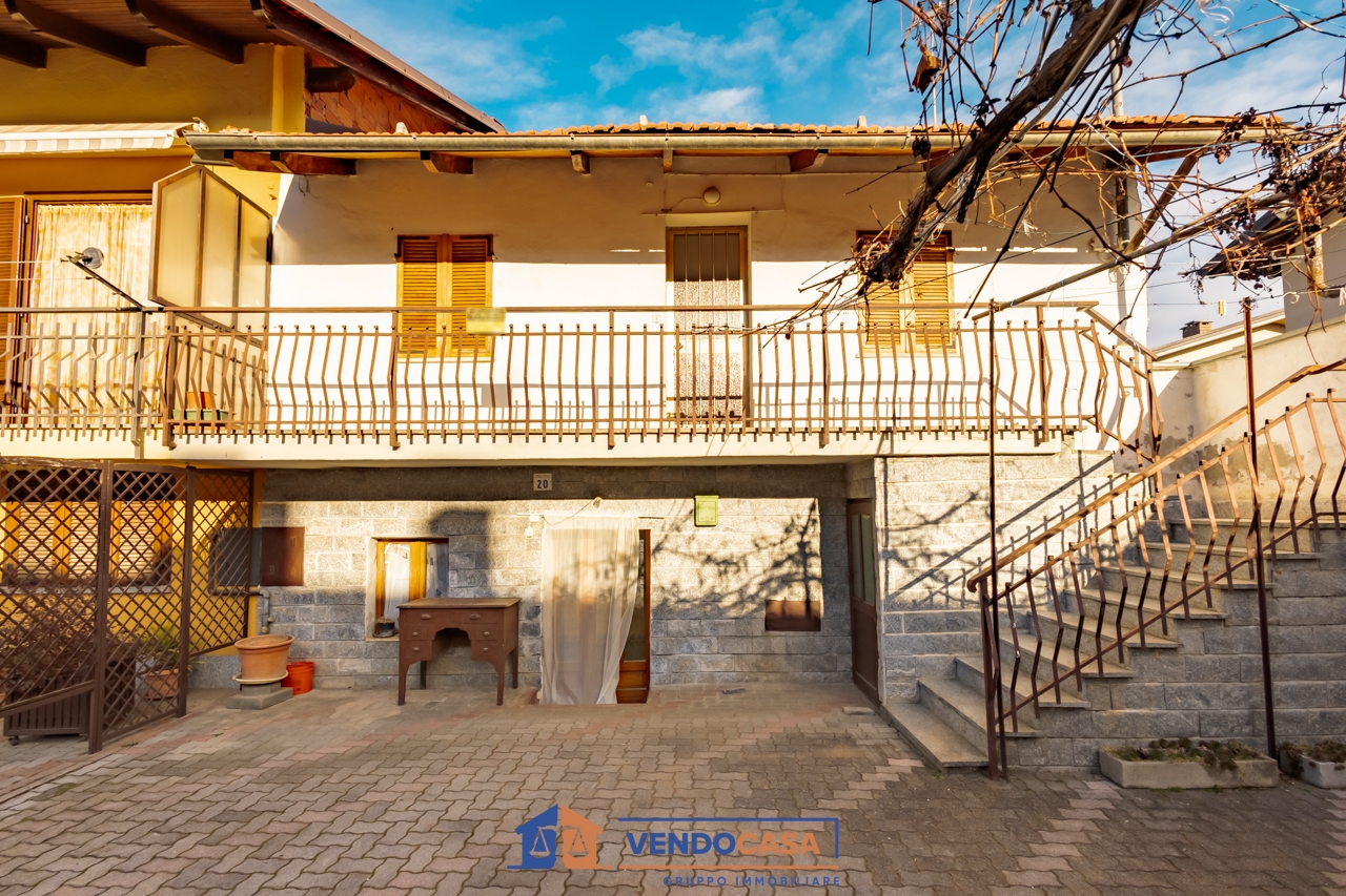 Trilocale in Via Don Giuseppe Basso 20, Cuneo