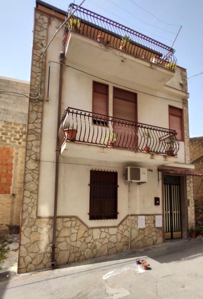 Casa indipendente in vendita a Palagonia