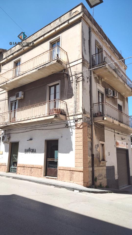 Casa indipendente in vendita a Palagonia
