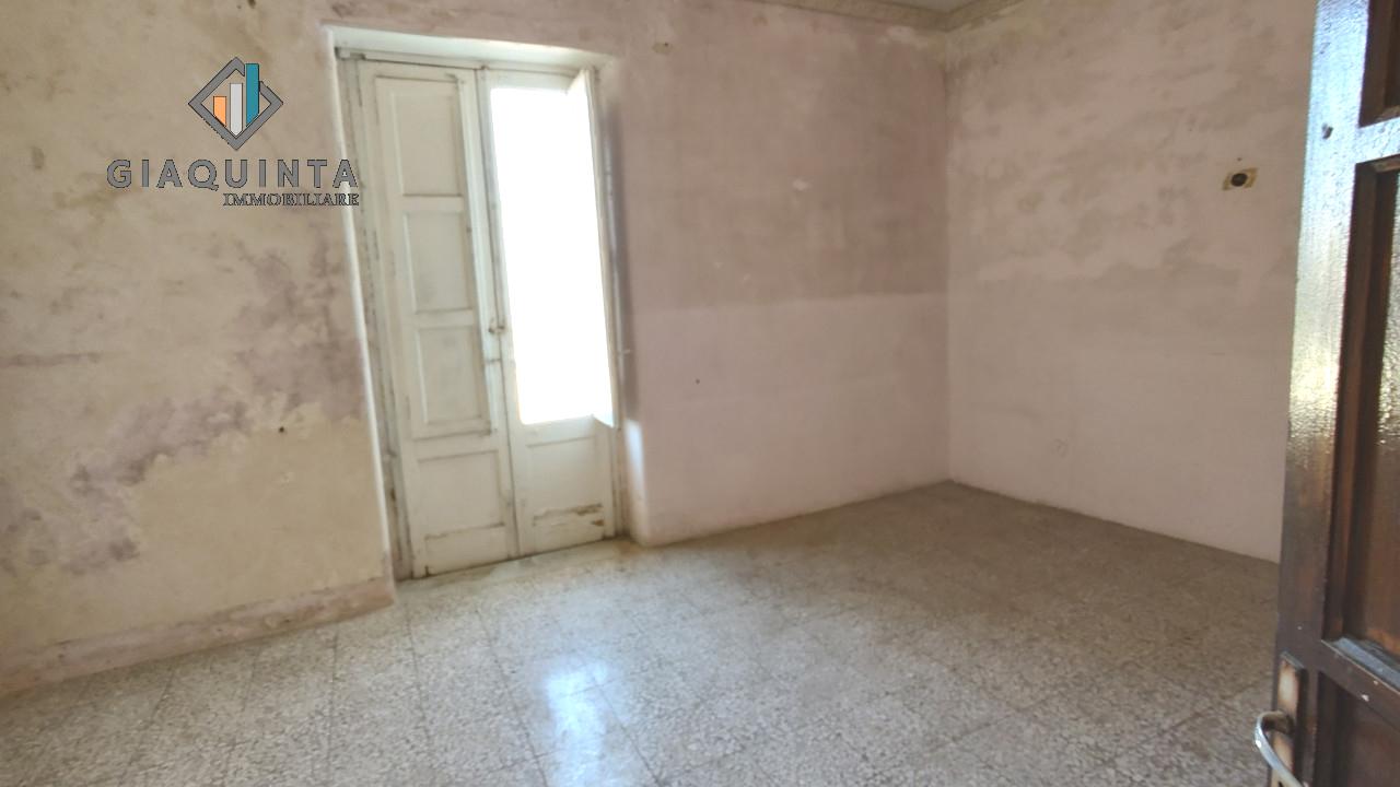 Casa indipendente in vendita a Palagonia
