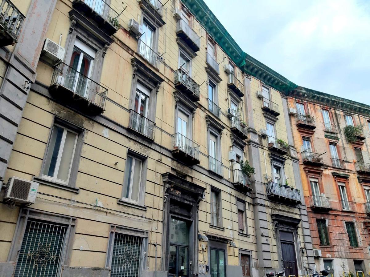 Appartamento in vendita a Napoli