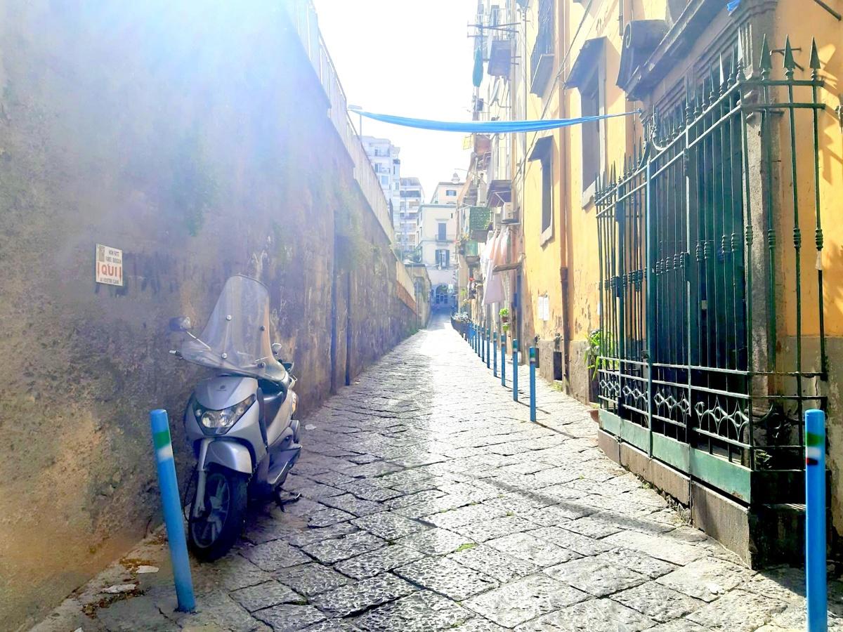 Appartamento in vendita a Napoli
