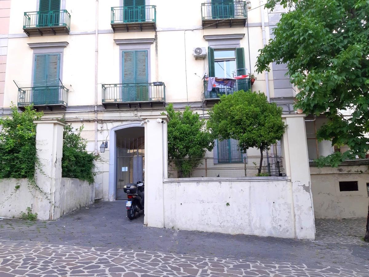 Appartamento in vendita a Napoli