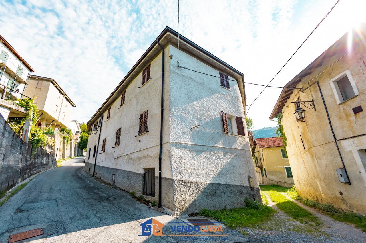 Porzione di casa in vendita a Roburent