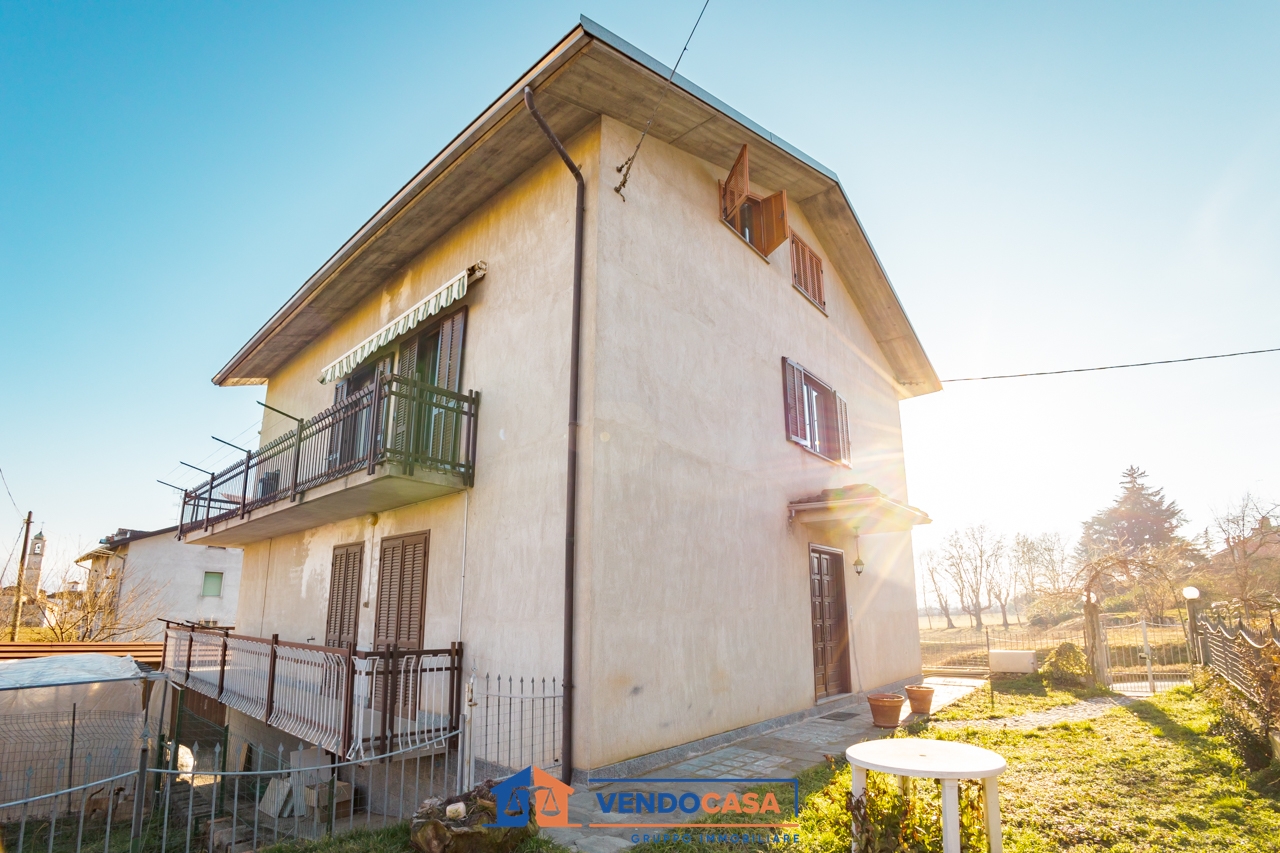 Appartamento in vendita a Magliano Alpi