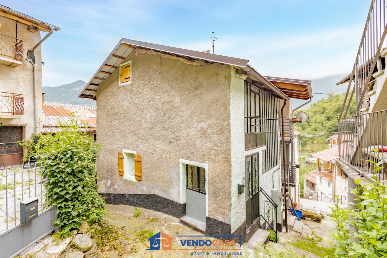 Porzione di casa in vendita a Mondovi'