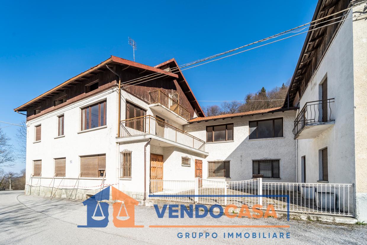 Villa in Via San Giacomo 79, Boves
