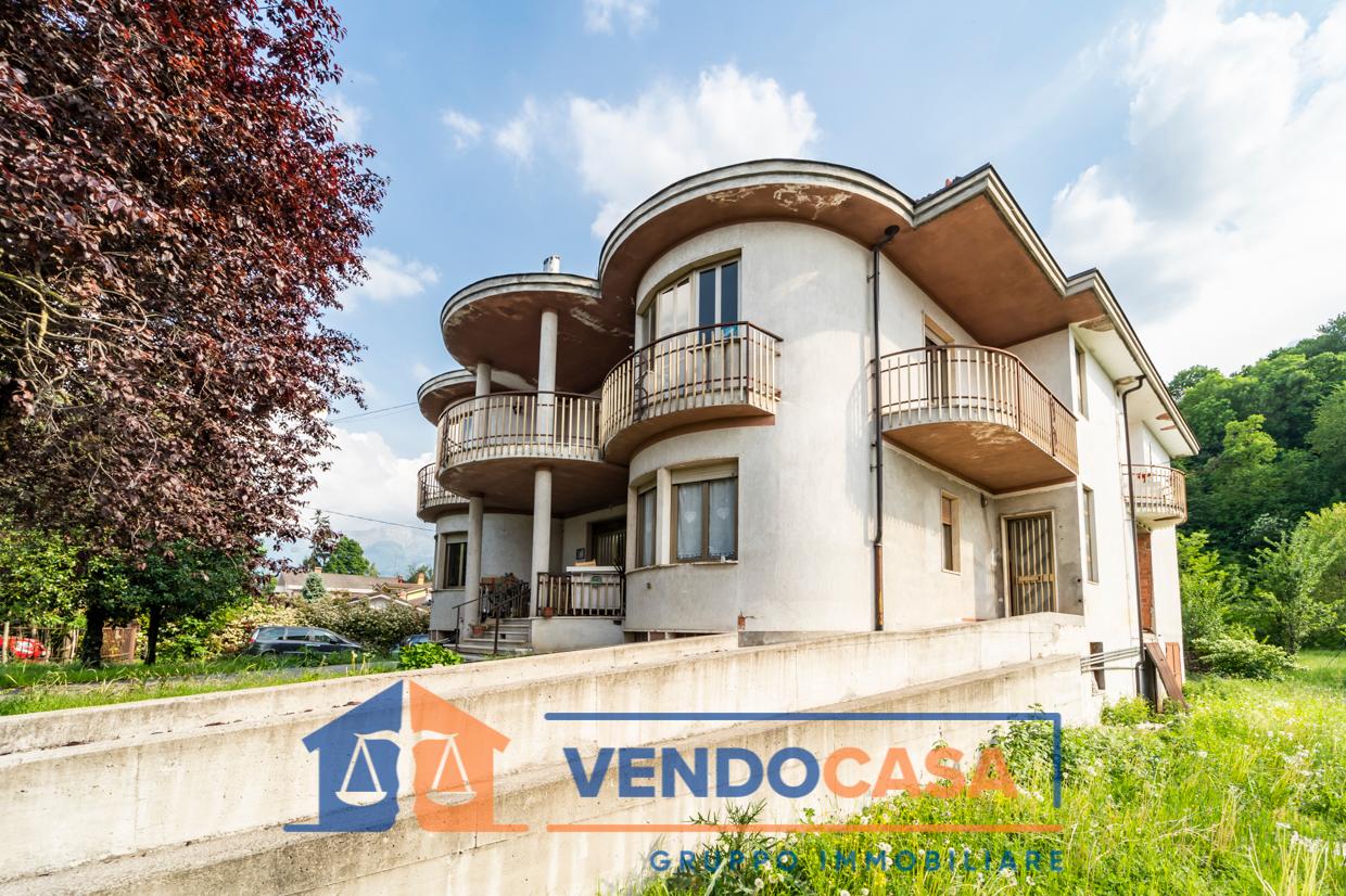 Villa in vendita a Boves