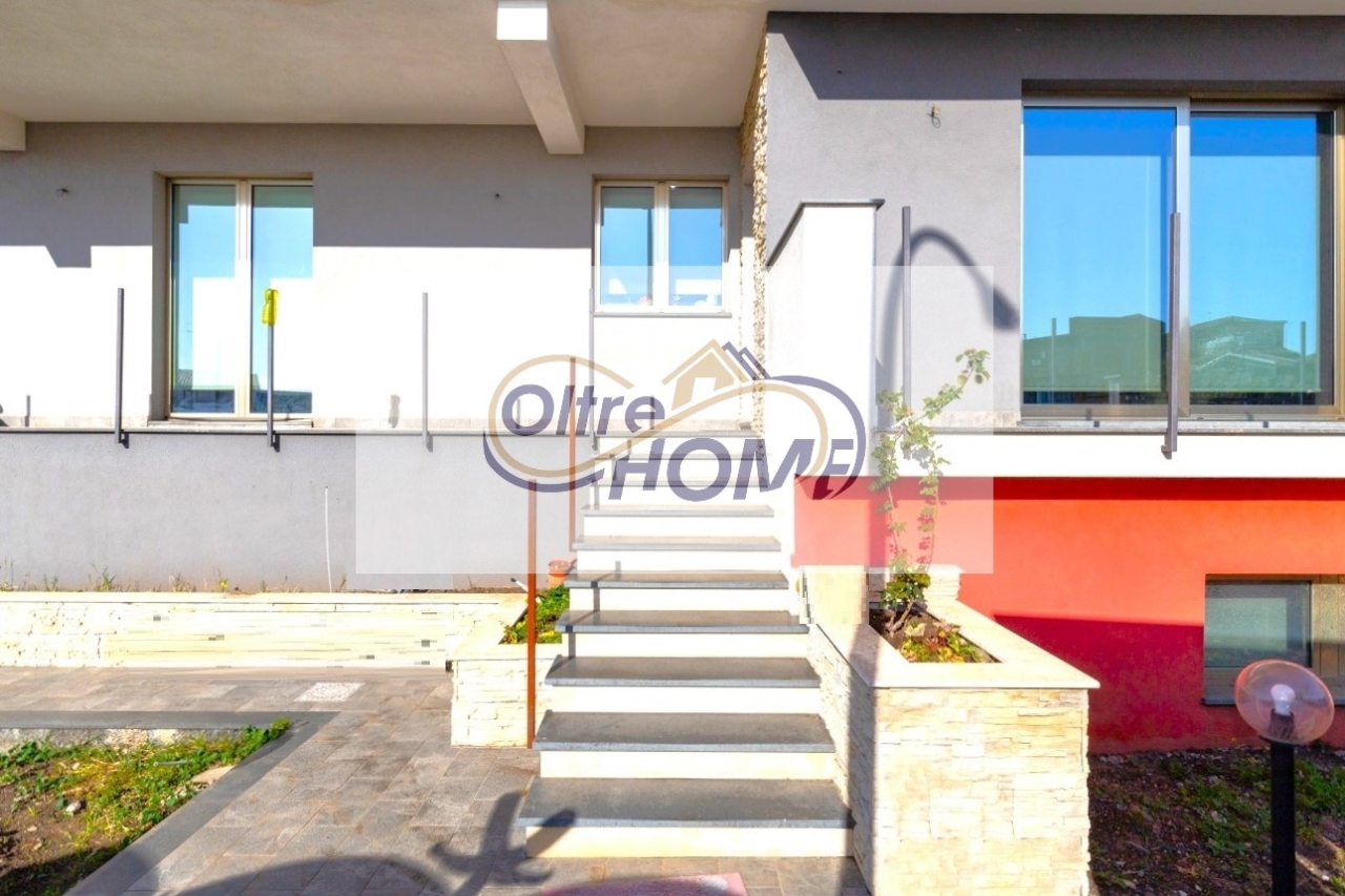 Villa in vendita a Piedimonte Etneo