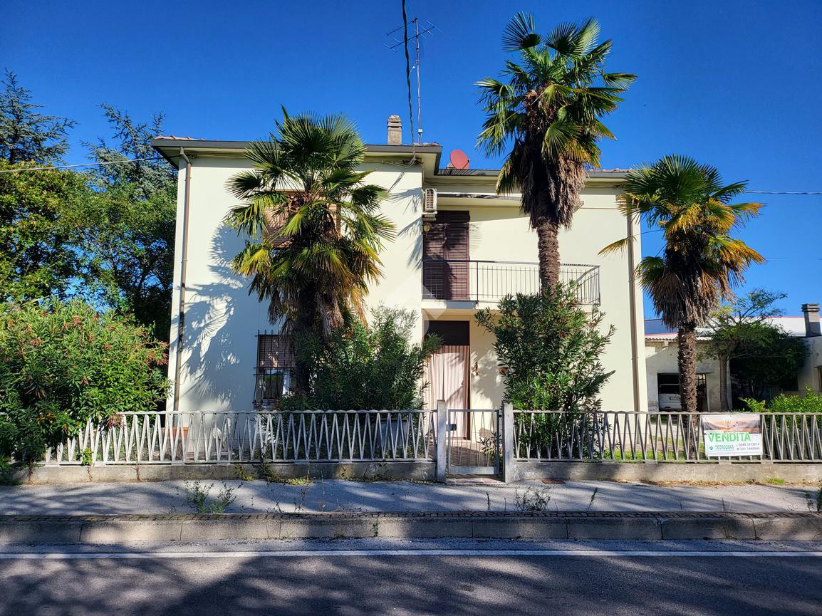 Casa indipendente in vendita a Russi