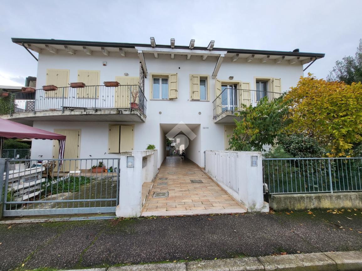 Appartamento in vendita a Russi