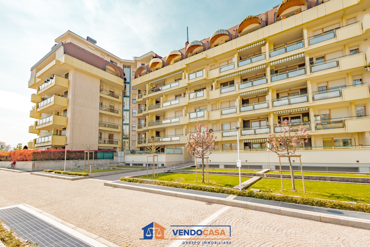 Attico in Francia 10, Cuneo