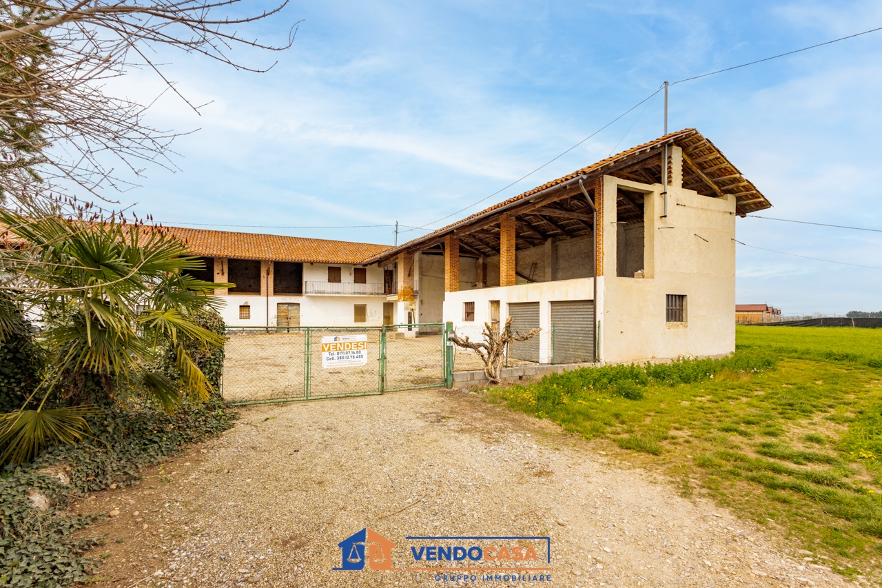 Cascina in vendita a Savigliano