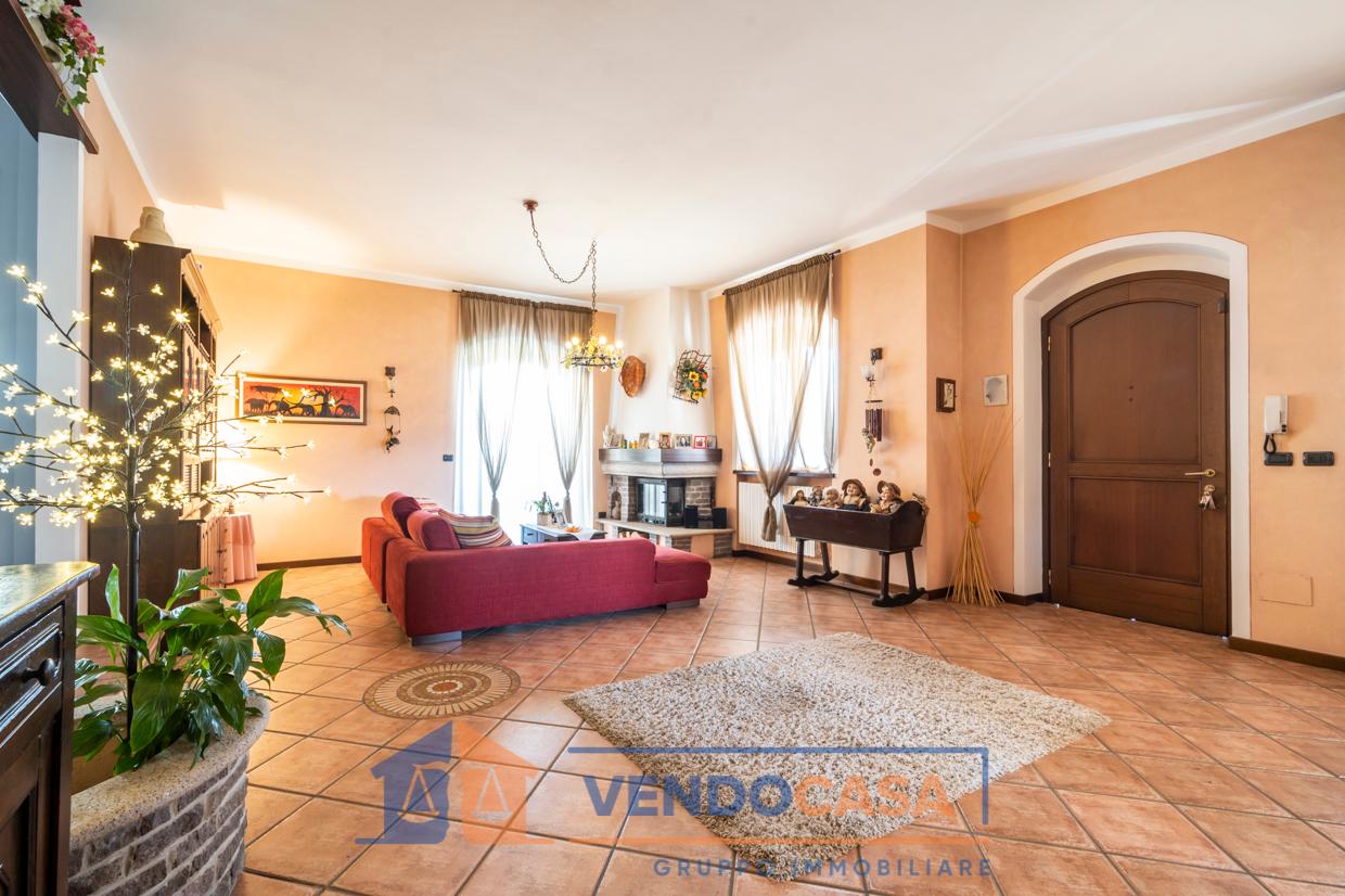 Casa indipendente in vendita a Cuneo
