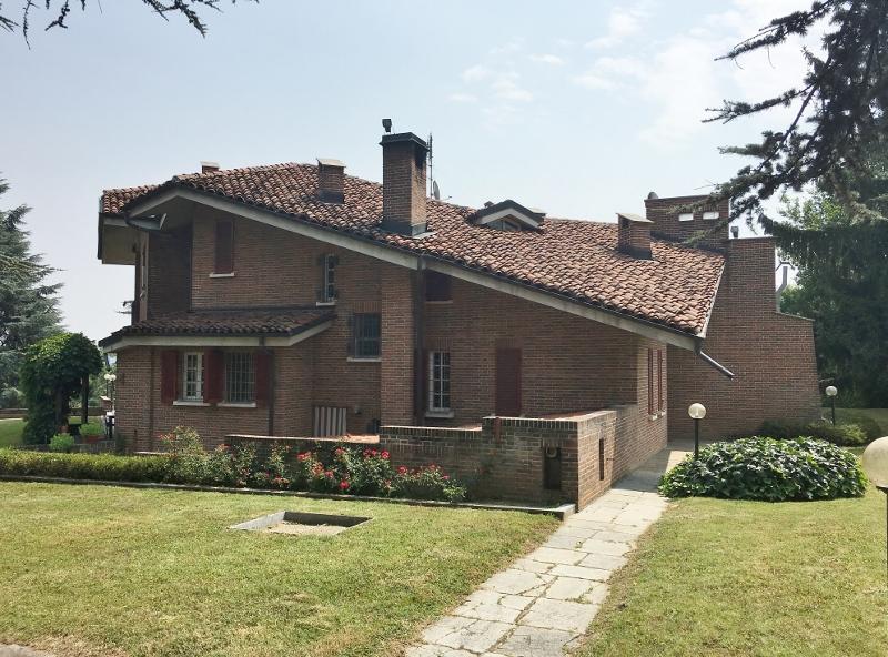 Villa in Regina Elena 190/14, Fossano