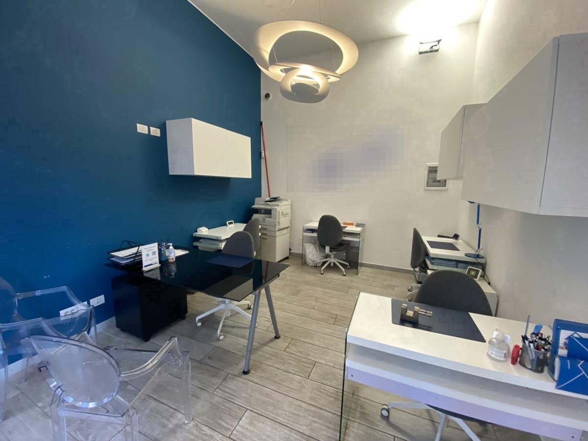Negozio in vendita a Milano