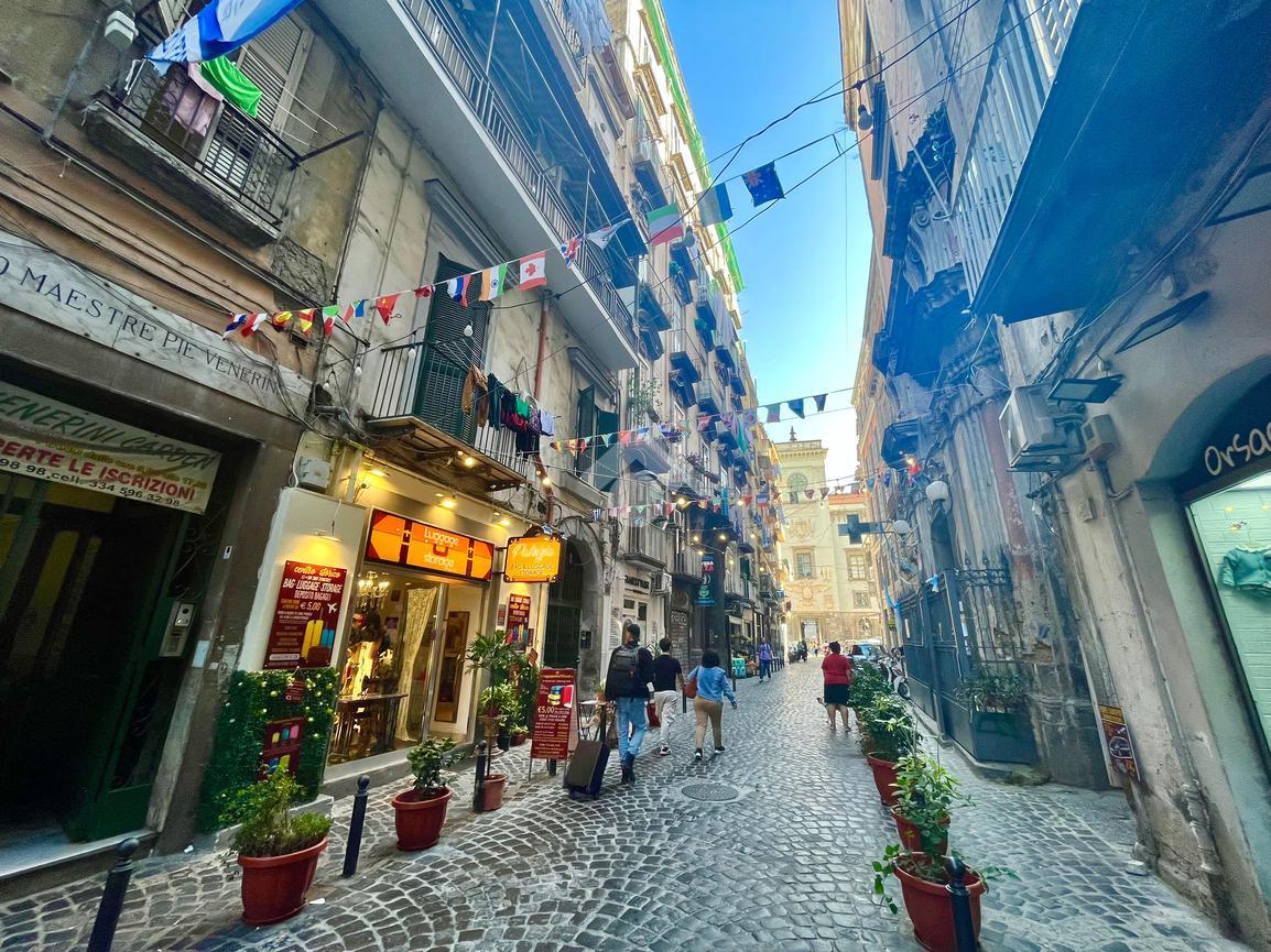 Appartamento in vendita a Napoli