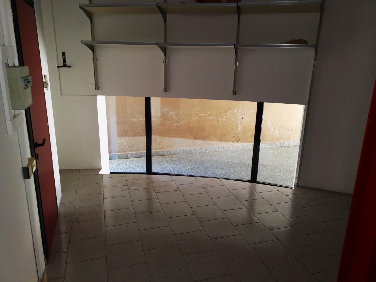 Negozio in vendita a Turbigo