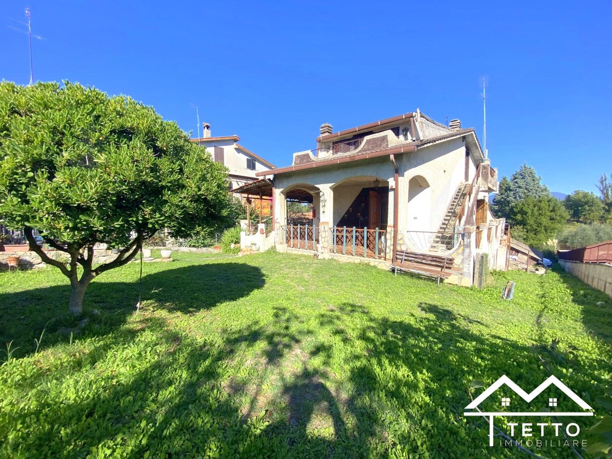 Villa in vendita a Forano