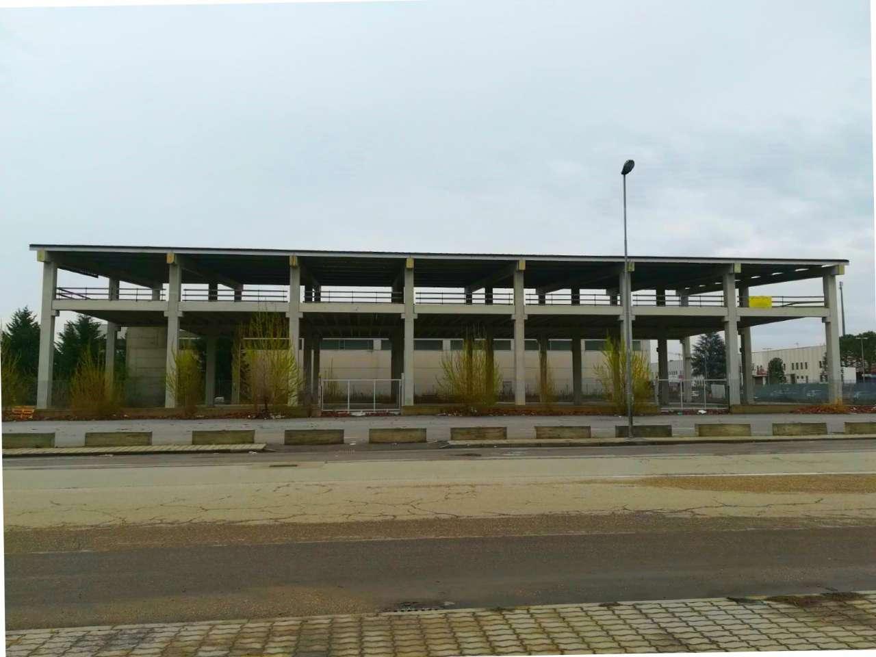 Negozio in vendita a Moncalieri