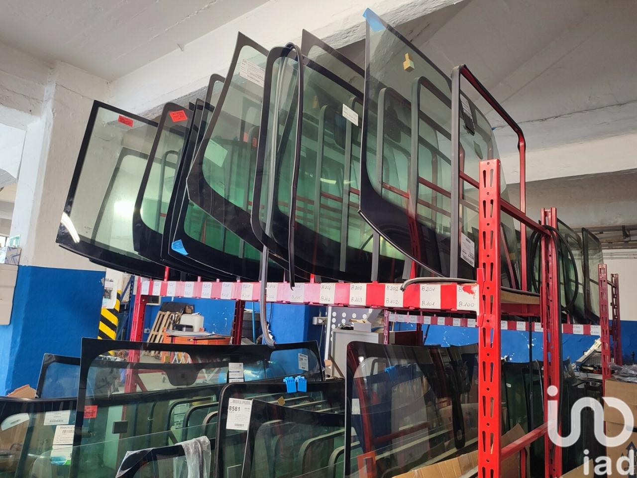 Esercizio commerciale in vendita a Genova